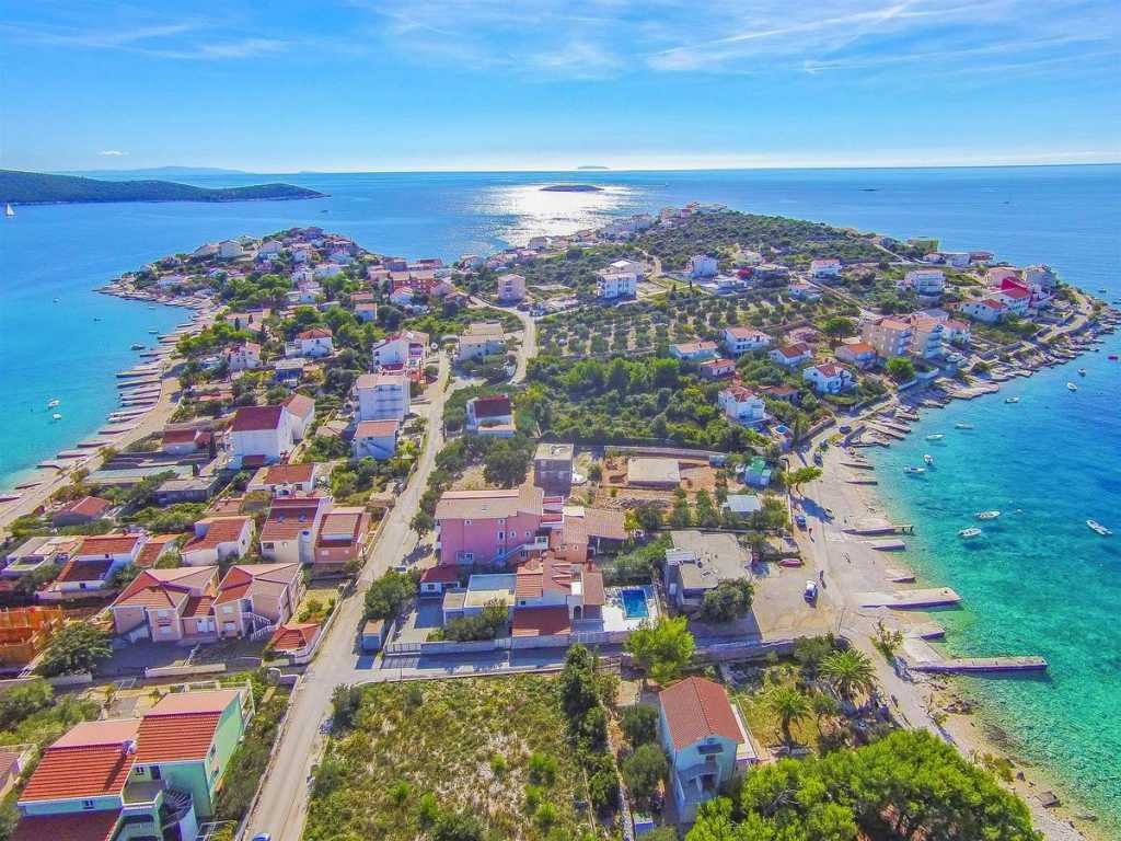 Sevid, čestica prvi red do mora, pravomoćna građevinska dozvola, 680m2