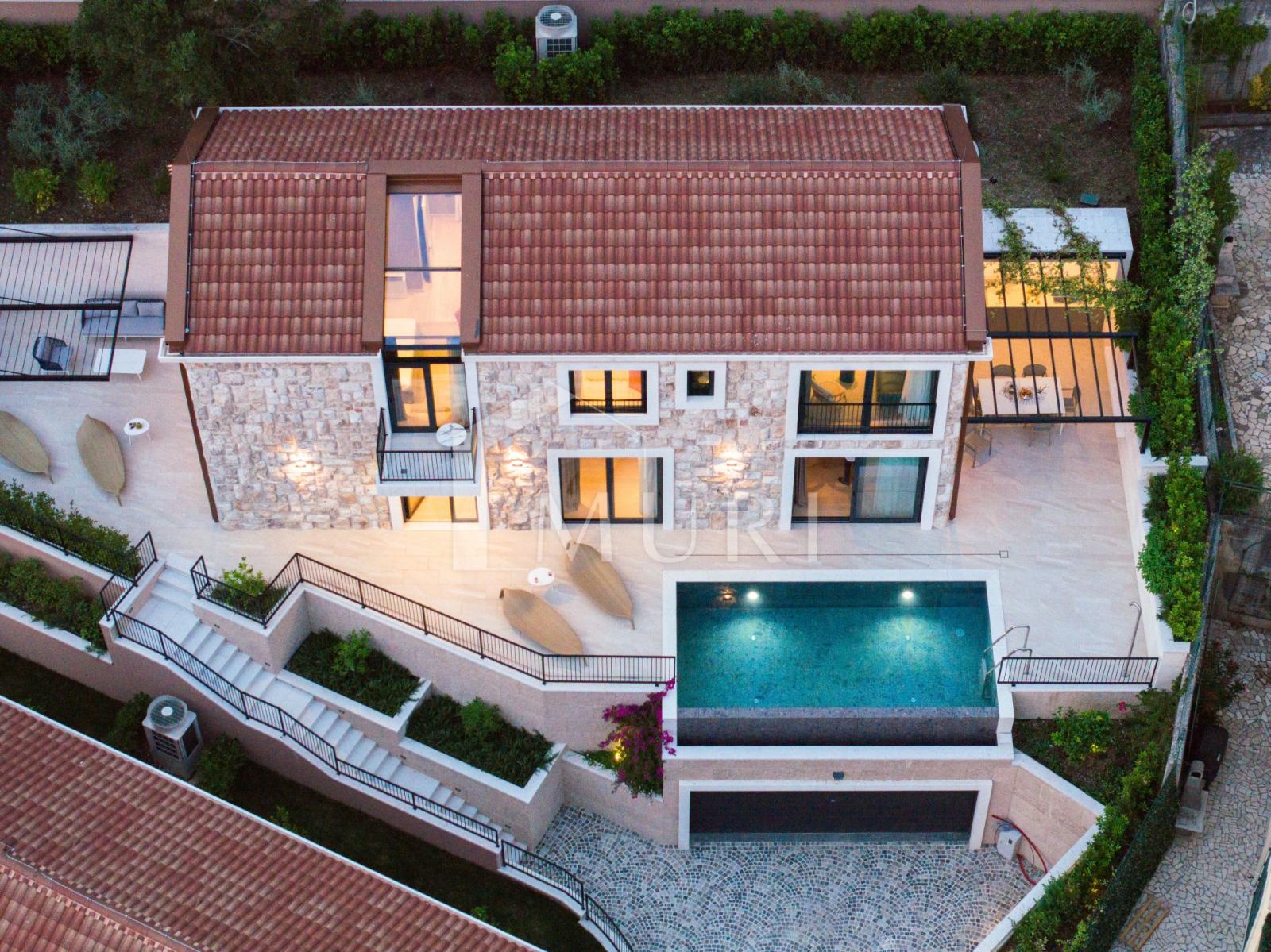 SLANO, DUBROVNIK - Luksuzna Villa 180m2 (prodaja)