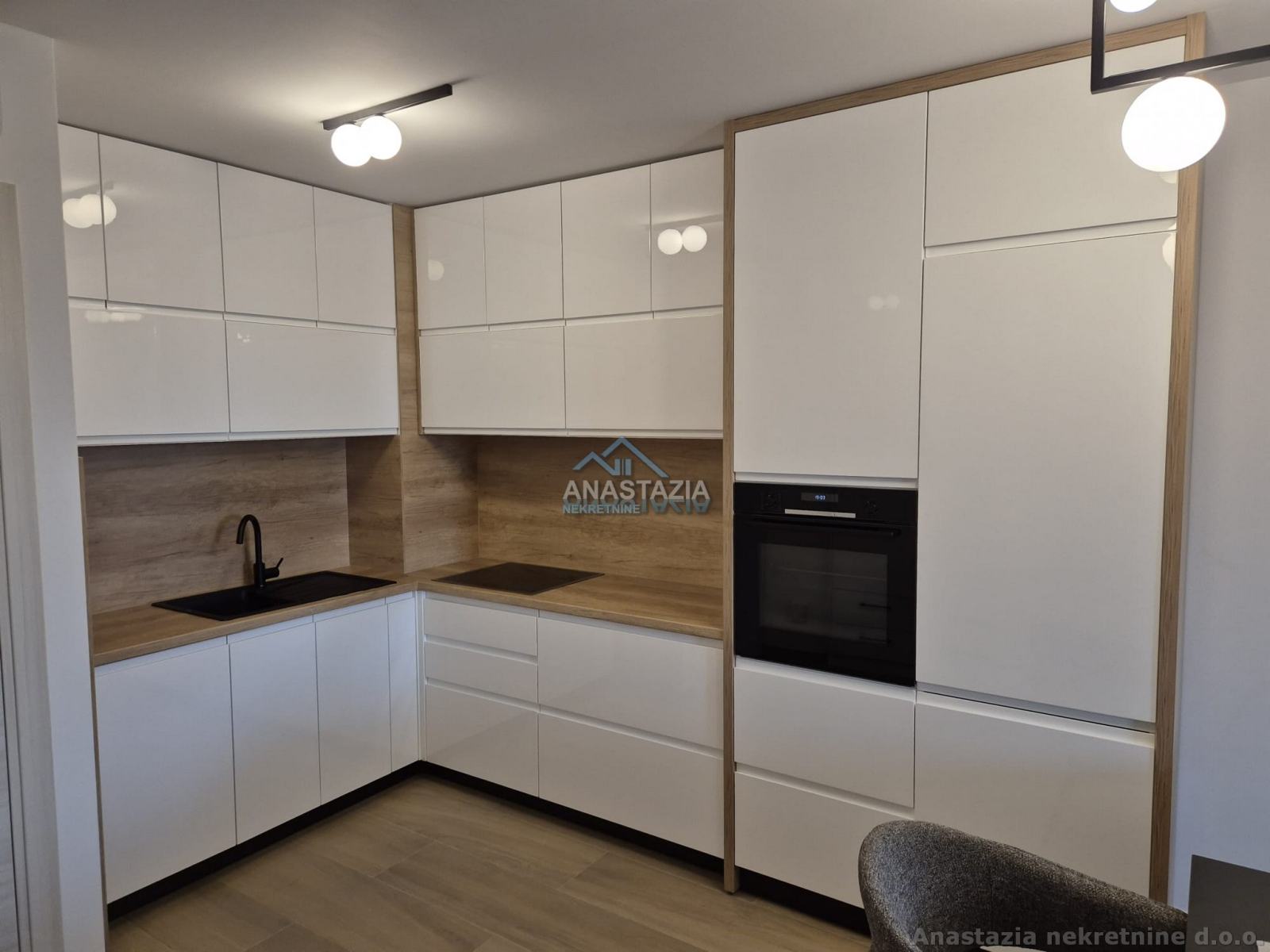 SPLIT DRAGOVODE (NOVOGRADNJA) DVOSOBAN KOMFORAN LUX OPREMLJEN STAN ...