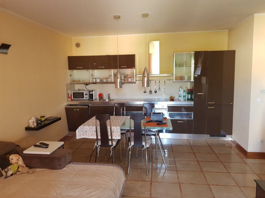 SPLIT LIČKA DVOSOBAN 64 M2 + GARAŽA 20 M2 --NOVO-- (prodaja)