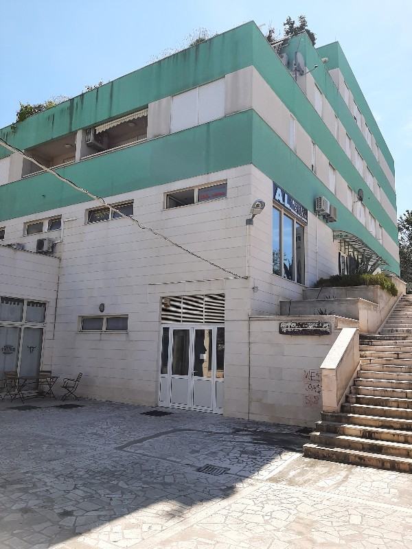 SPLIT- POSLOVNI PROSTOR 38 m2- CENTAR (prodaja)