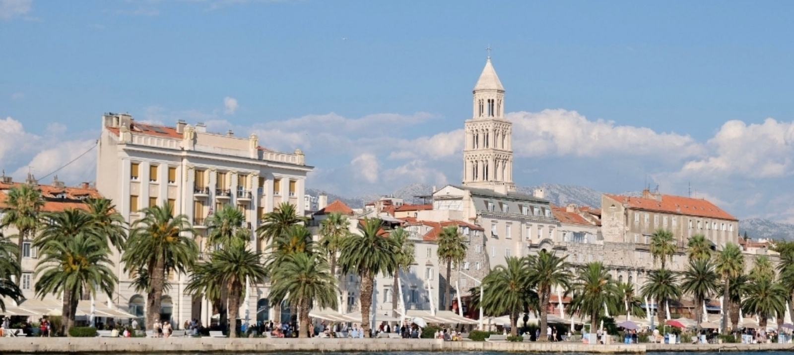 SPLIT, STROGI CENTAR, ULIČNI PROSTOR 27m2, NAJAM (iznajmljivanje)