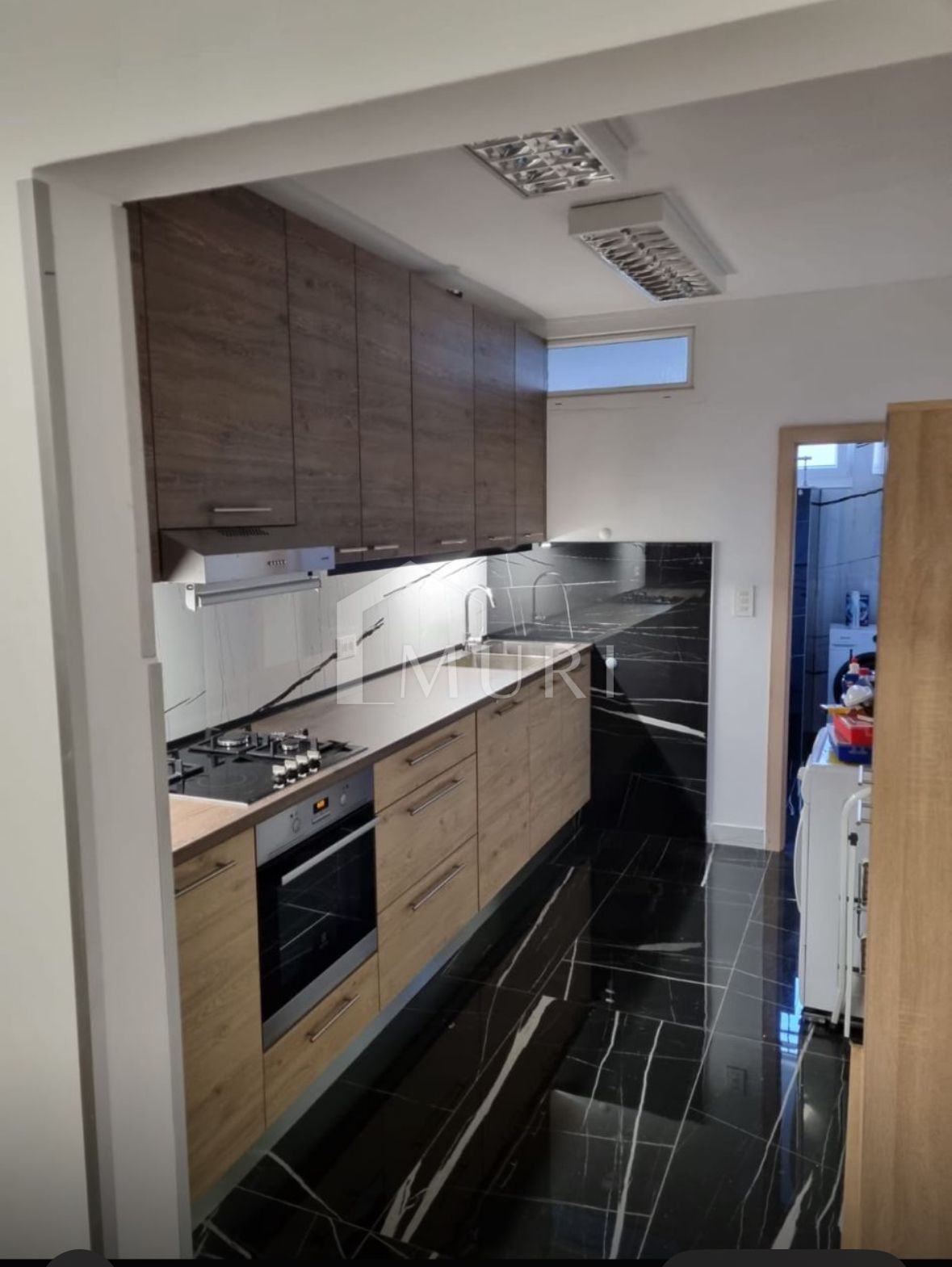 SPLIT, TRSTENIK - STAN 45m2 (prodaja)