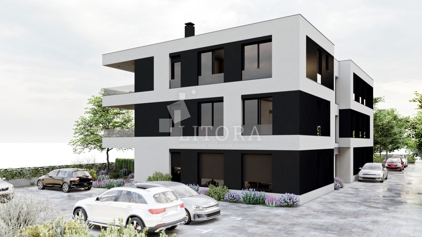 Srima 3-soban apartman prizemlje 99,70 m2, vrt, 300 m do mora / plaže