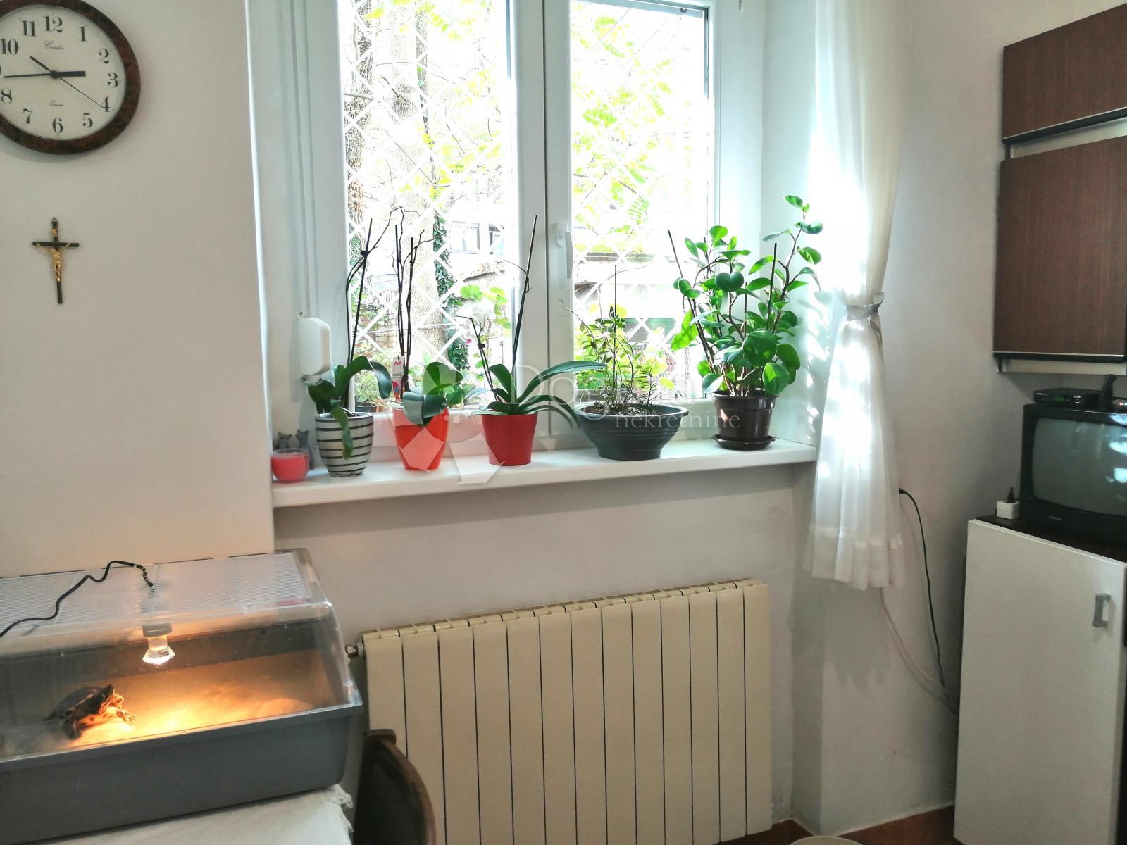 Stan 37m2-suteren -Kvatrić!! (prodaja)