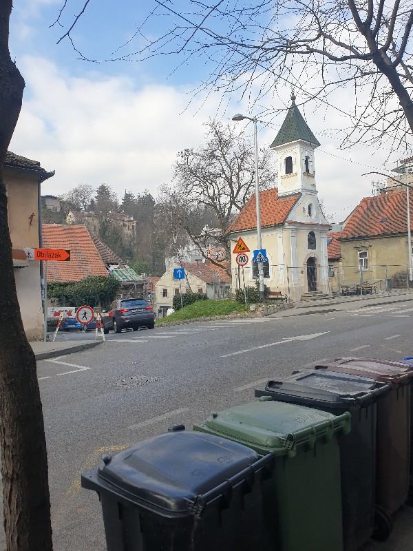 Stan: Centar, Nova ves,89.00 m2,novouređen (prodaja)