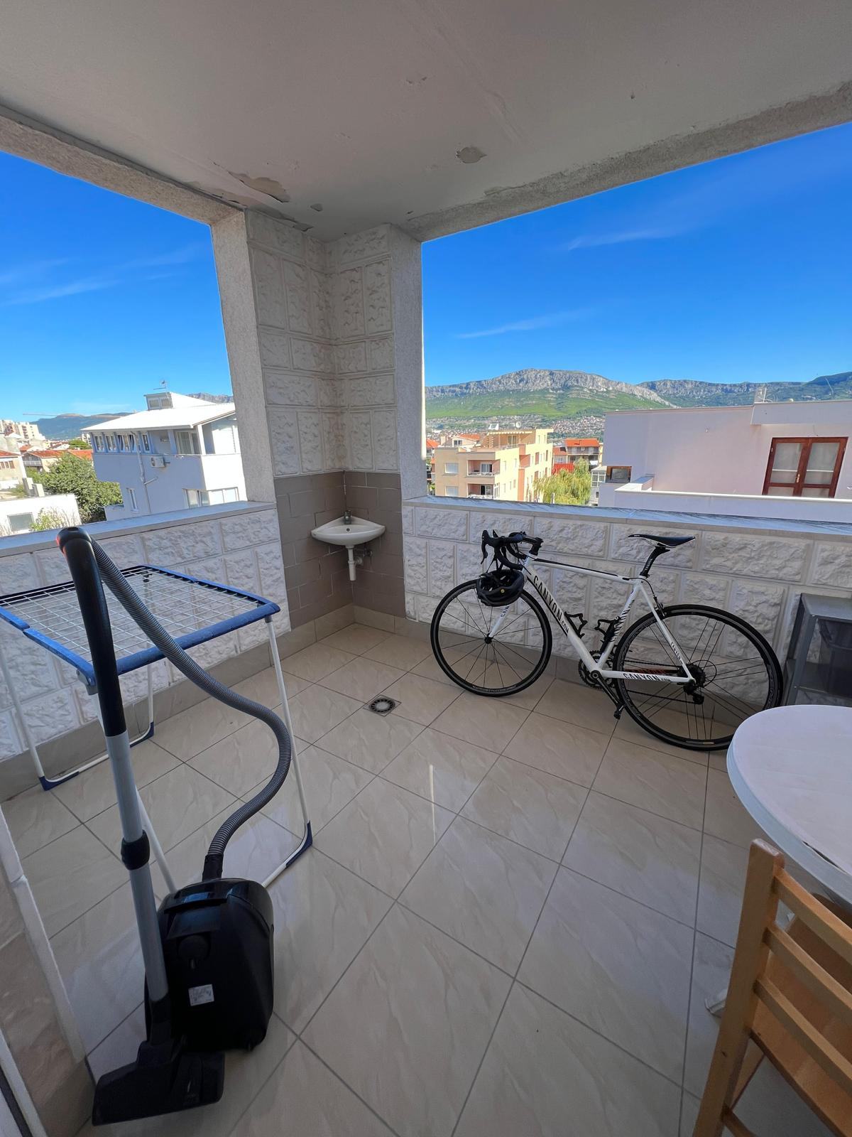 Stan: Dragovode,Split, 50.00 m2 - JEDNOSOBAN - OD 25.08. NA DUŽE ...