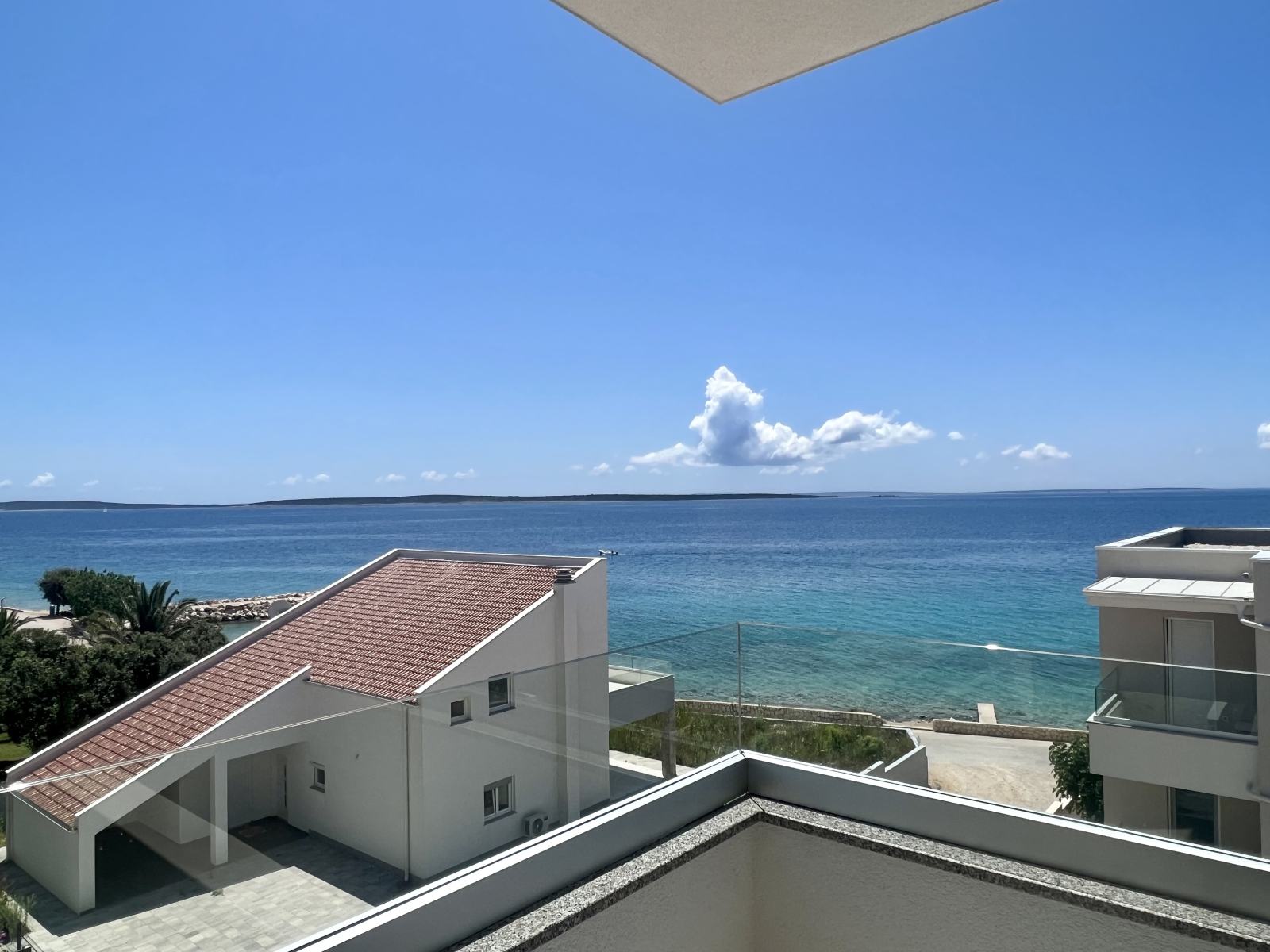 Stan: Mandre, 149.56 m2, novogradnja, 30 metara od plaže, pogled (prodaja)