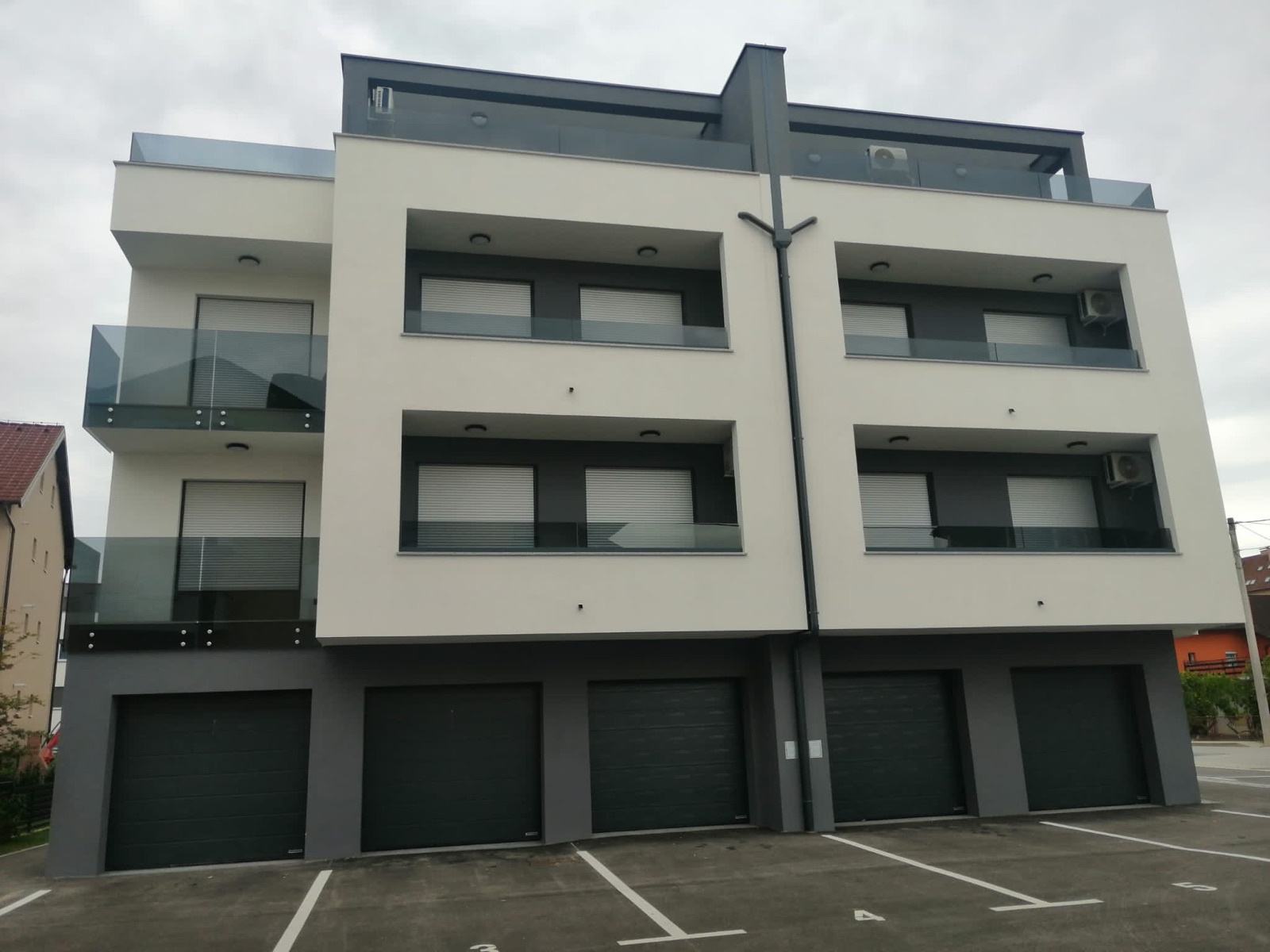 Stan novogradnja useljivo odmah (prodaja)