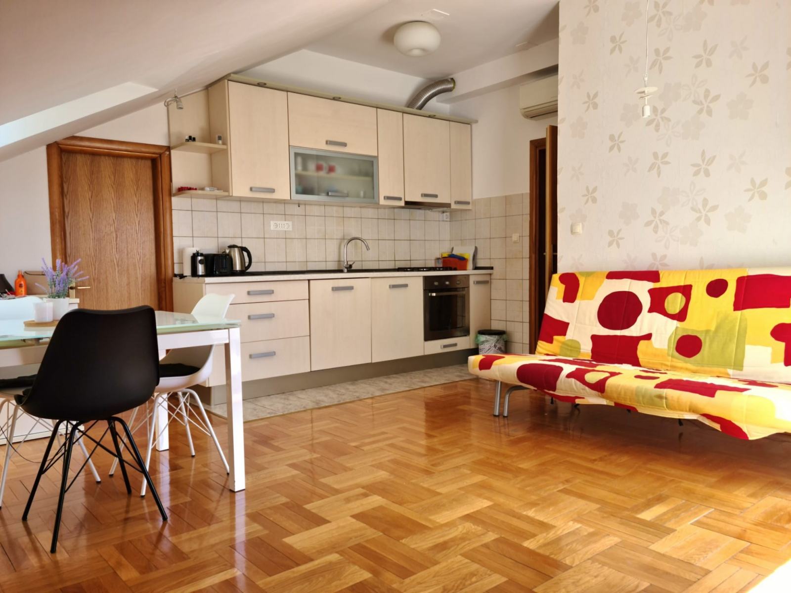 Stan s panoramskim pogledom na grad, Solin (prodaja)