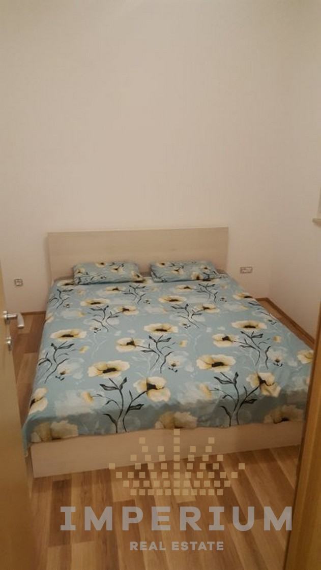 Stan: Podstrana, 30 m2 - JEDNOSOBAN - OD 01.10. DO 01.06.2024 ...