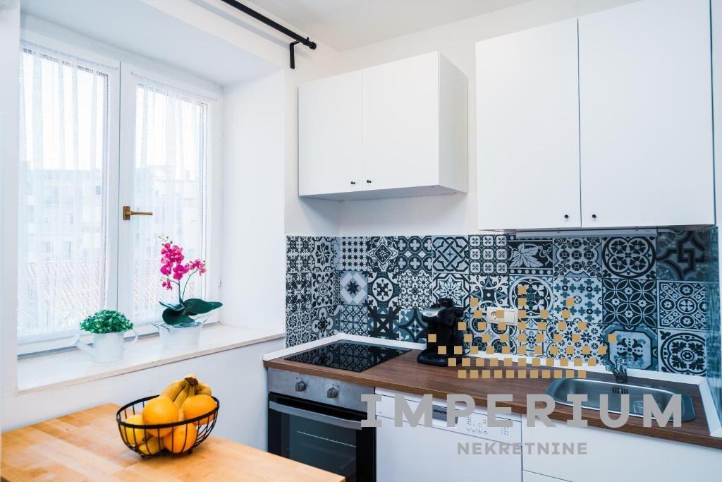 Stan: Radunica,Split, 80.00 m2 - od 01.10. do 01.06.2025. (iznajmljivanje)