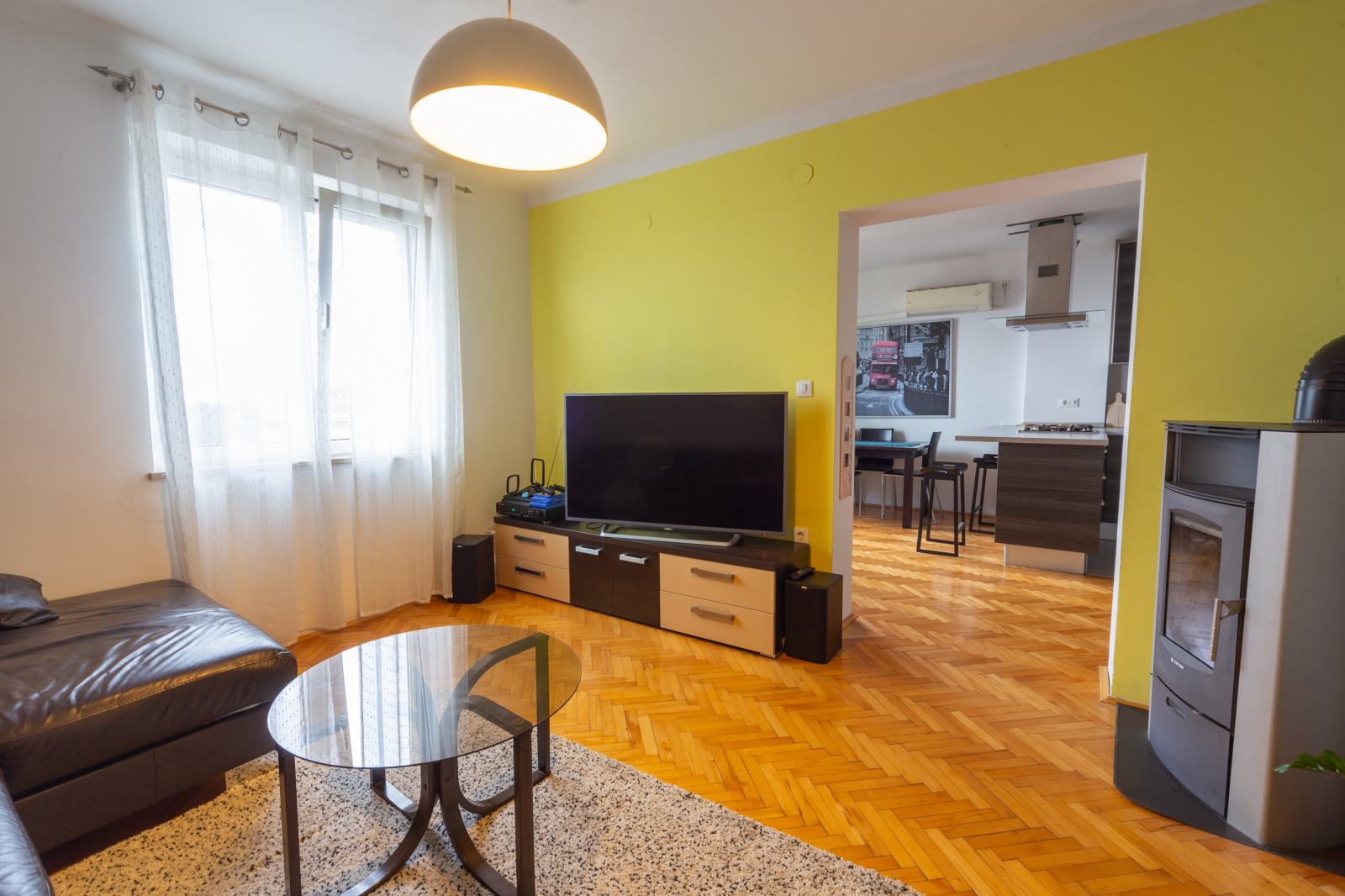 Stan: Rijeka/Turnic 1s+DB u prizemlju sa okućnicom (prodaja)