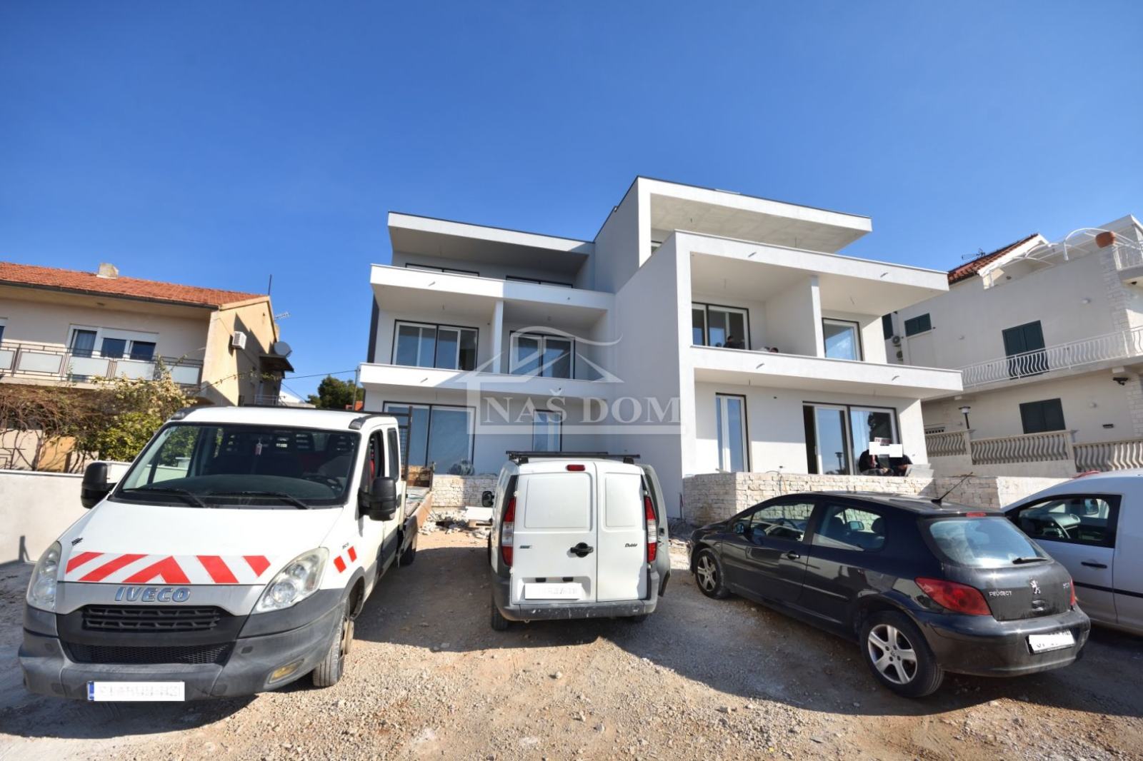 Stan S1 sa vrtom, PRVI RED DO MORA (prodaja)