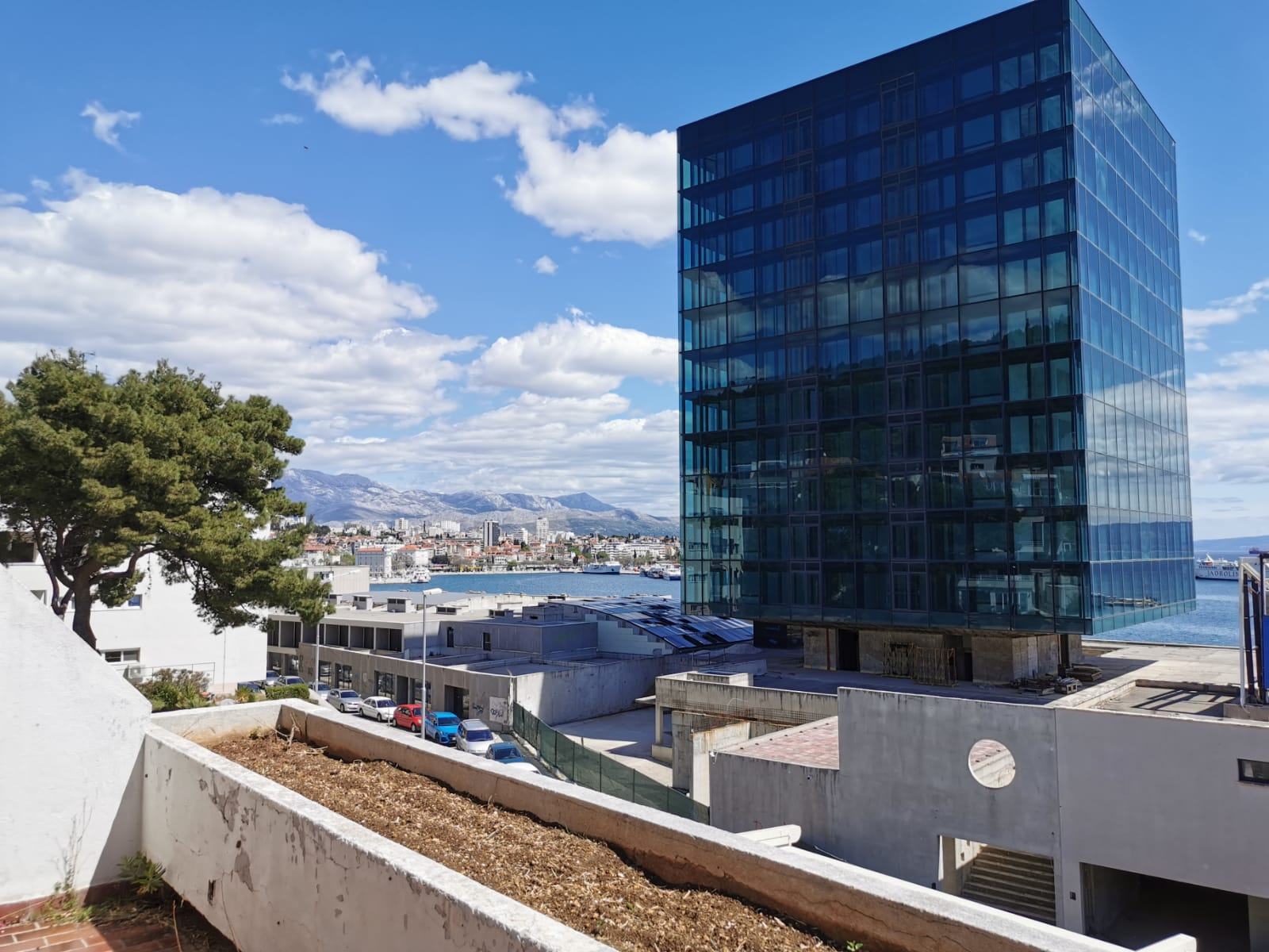 Dvoetažni stan Split Meje (130 m2 visoki roh-bau) (prodaja)