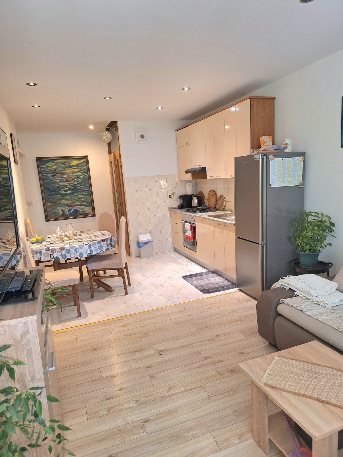 Stan: Split, 62.00 m2 (iznajmljivanje)