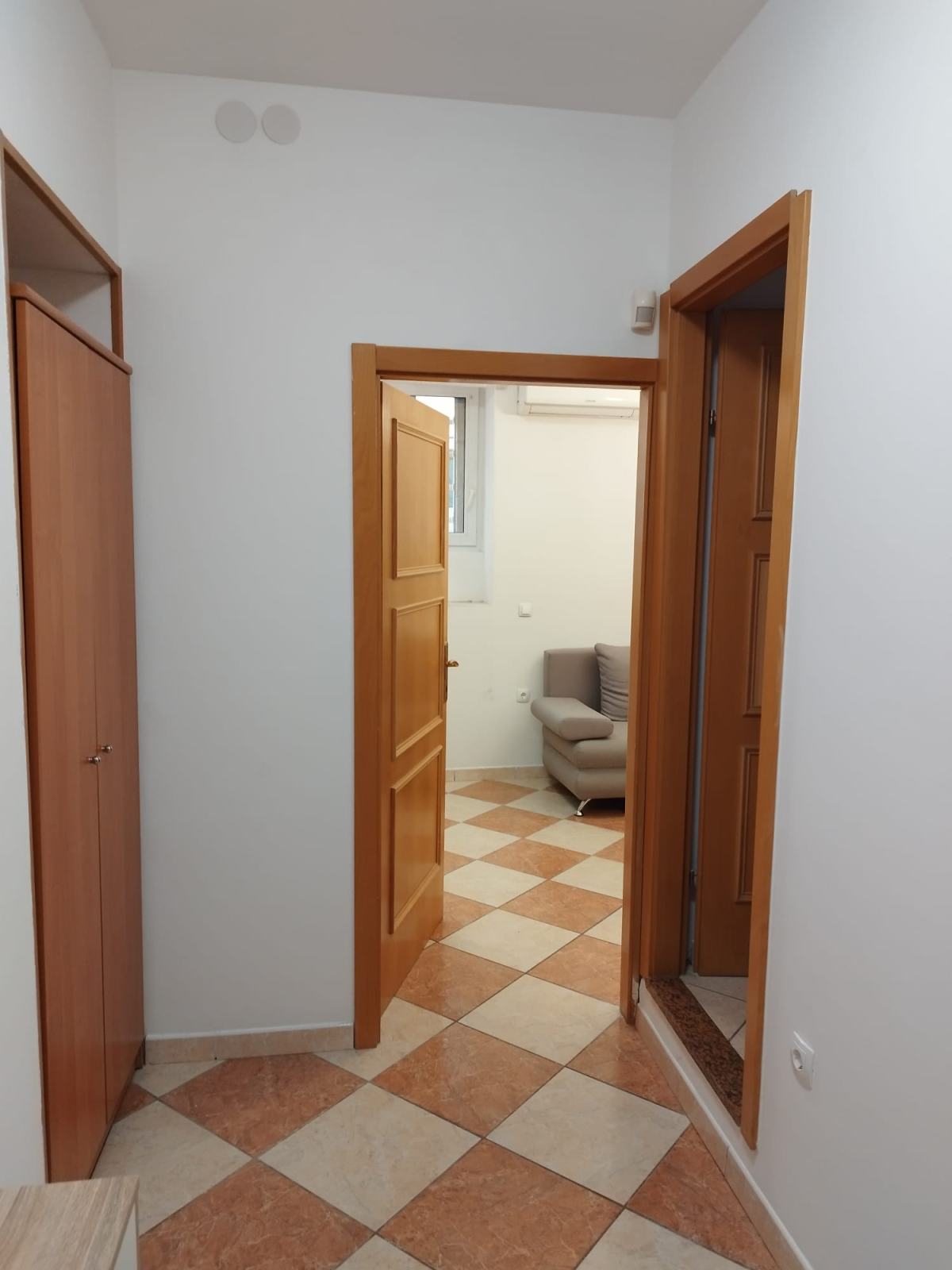 Stan: Split, Centar-Dobri, 80.00 m2, Prodaja, Zamjena, Hitno!!! (prodaja)