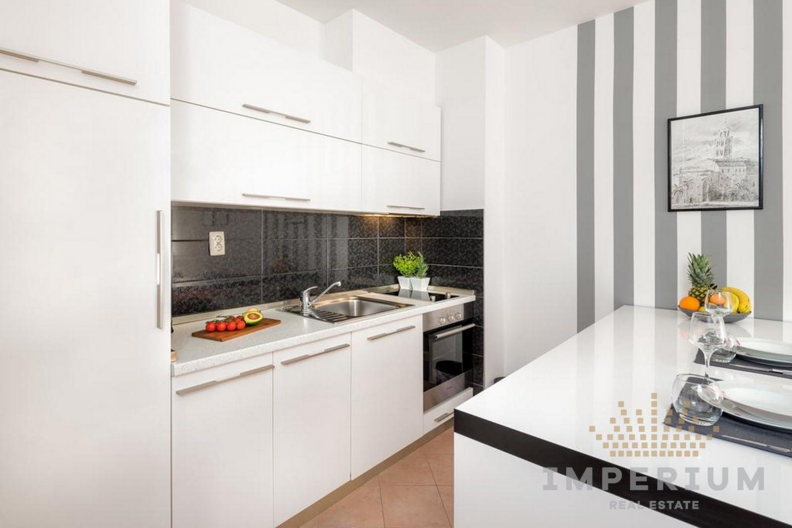 Stan: Split, CENTAR, DO LJETA!!! (iznajmljivanje)