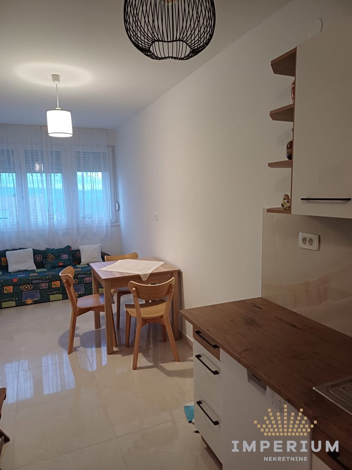 Stan: Trstenik, Split, 43.00 m2 - JEDNOSOBAN - ODMAH NA DUGOROČNO ...