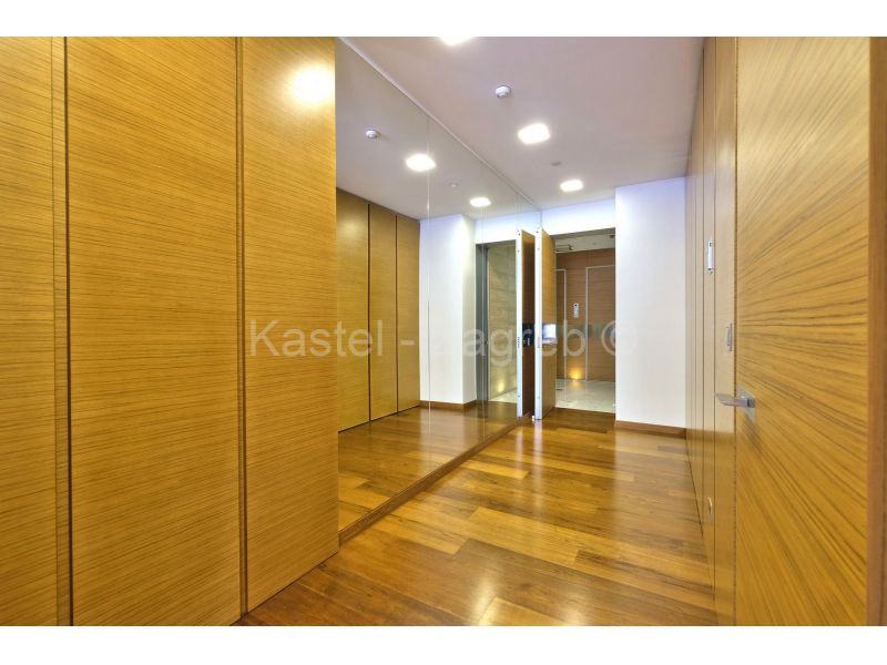 Luksuzan stan prodaja, Zagreb Centar, Cvjetni trg, 78,50 m2 (prodaja)