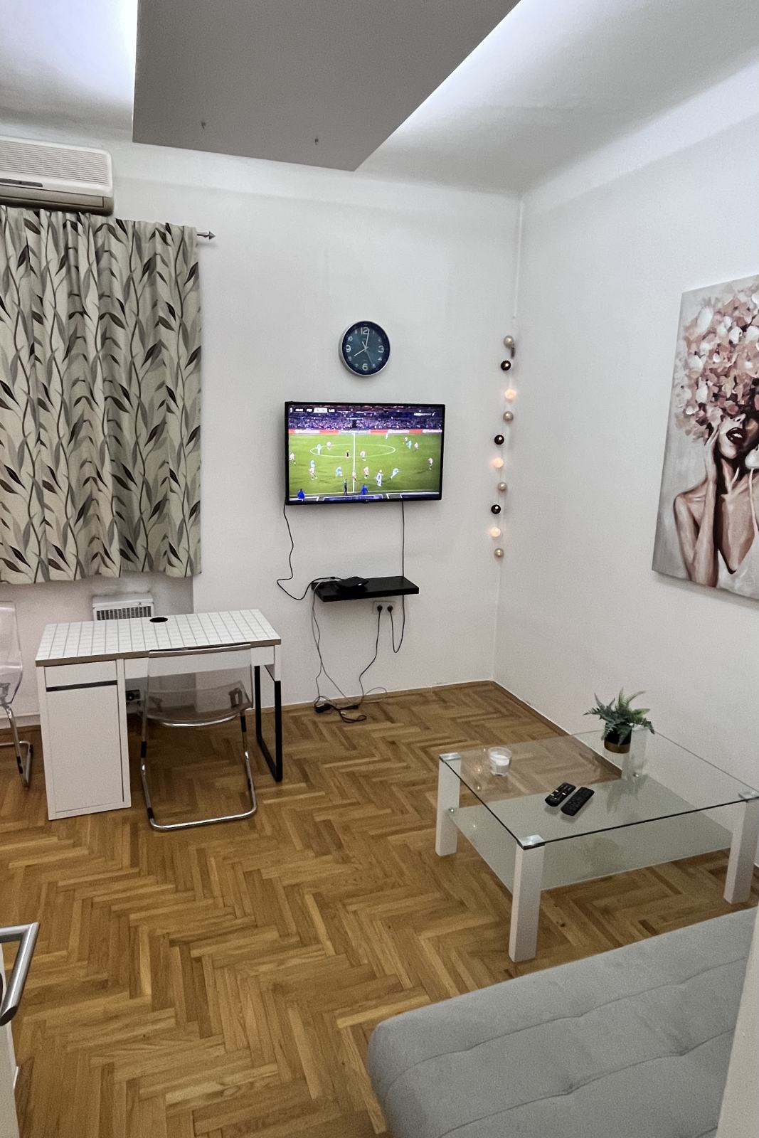 Stan: Zagreb (Donji grad), 40 m2 SVE NOVO/Centar (iznajmljivanje)