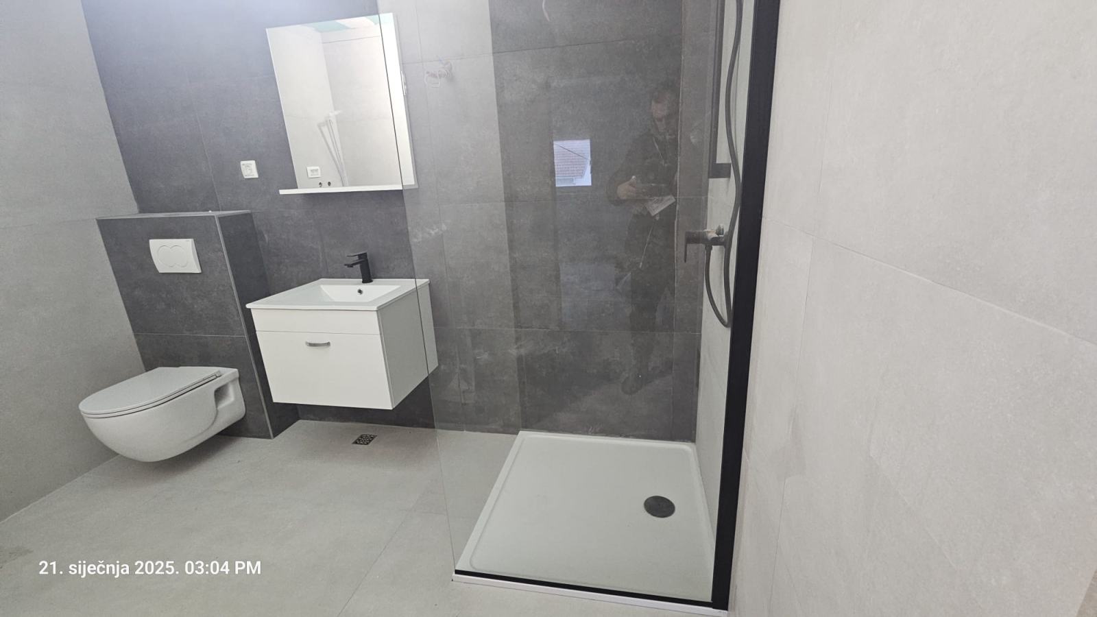 Stan: Zagreb (Ivanja Reka), 75.00 m2 + balkon (iznajmljivanje)