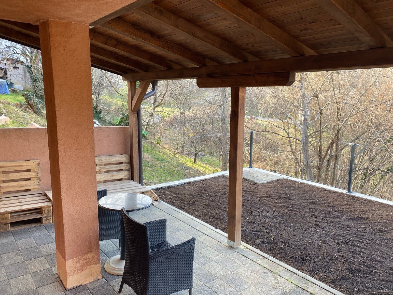 Stan: Zagreb (Prevoj), 32.40 m2 + vrt (prodaja)