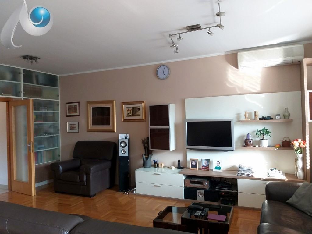 Stan: Zagreb (Špansko), Trg 101 brigade, 100 m2 (iznajmljivanje)