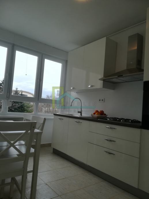 STUDENTSKI GRAD 57m2, Koledinečka (lijep 2soban stan) (iznajmljivanje)