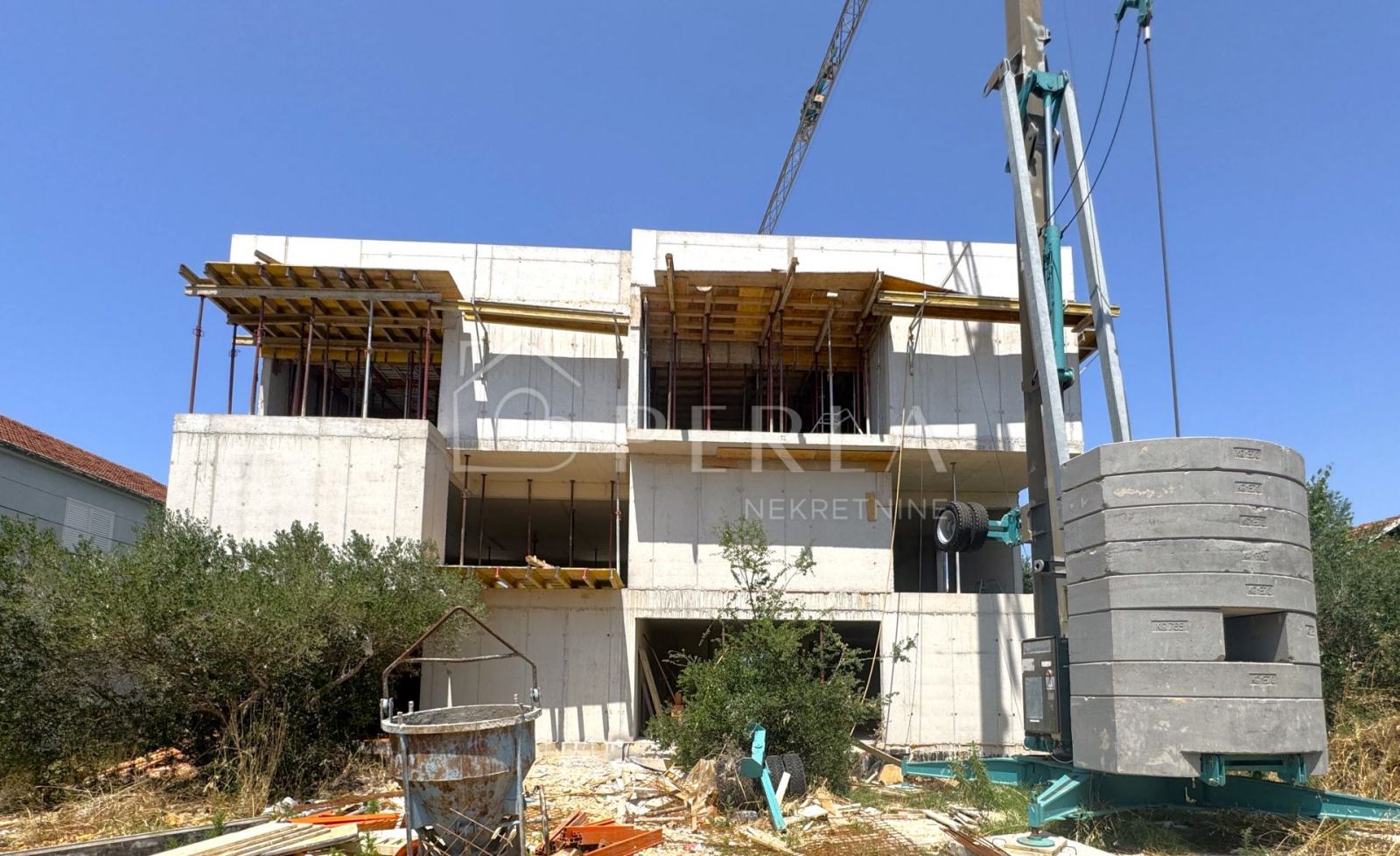 SUKOŠAN - dvosoban stan S4 na prvom katu!! (prodaja)