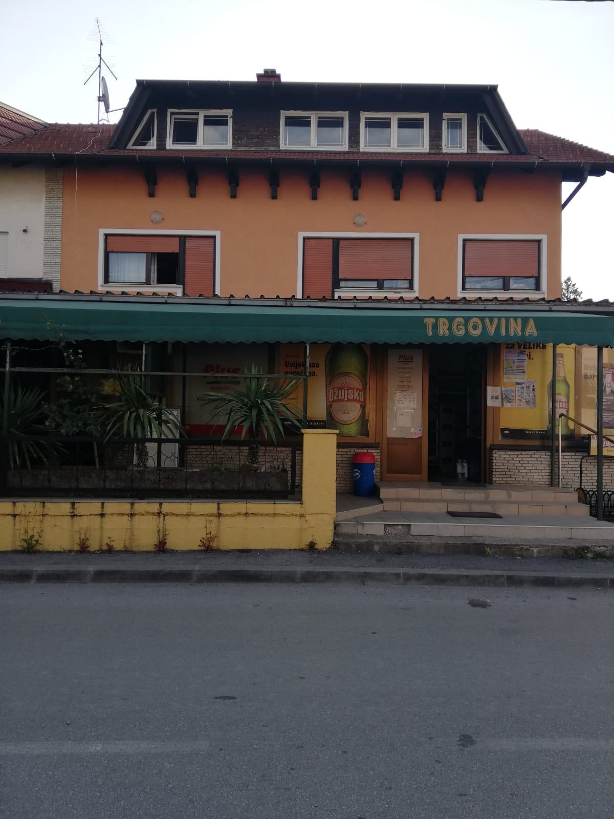 Sveta Nedelja/ Bestovje NAJAM trgovine u radu! 80 m2 + skl 100m2 ...