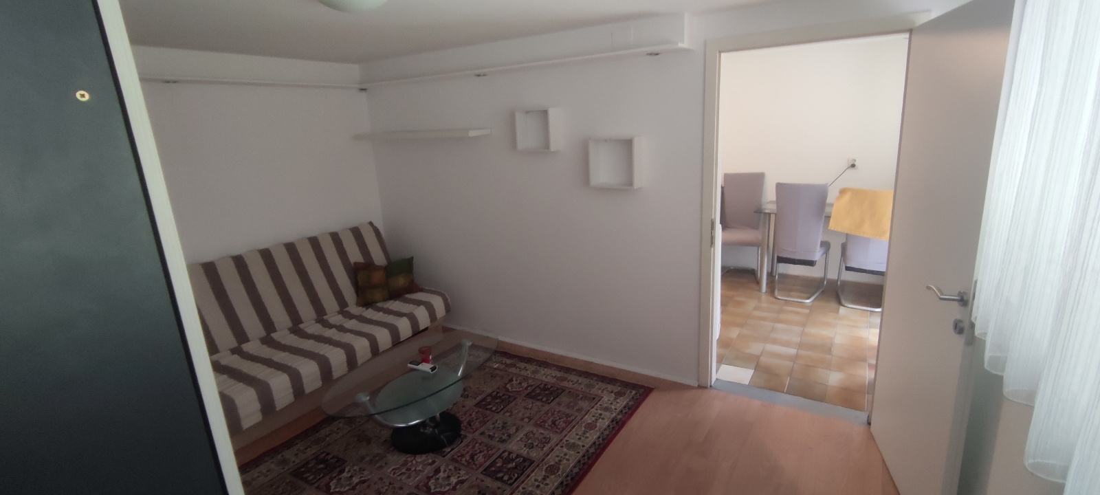 TREŠNJEVKA, JEDNOSOBNI STAN - 30 m2 - VELIKO DVORIŠTE (prodaja)