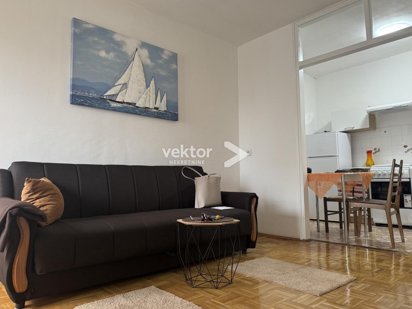 Turnić, 3-soban stan s pogledom na more (prodaja)