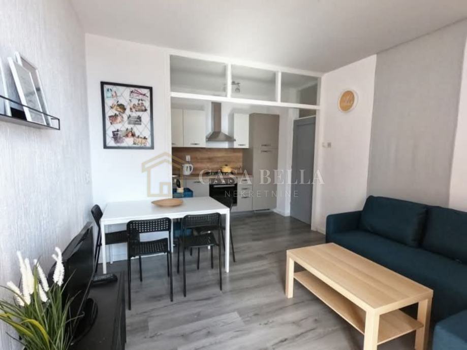 Turnić, Rijeka- 3S+ DB, 75m2, balkon (prodaja)