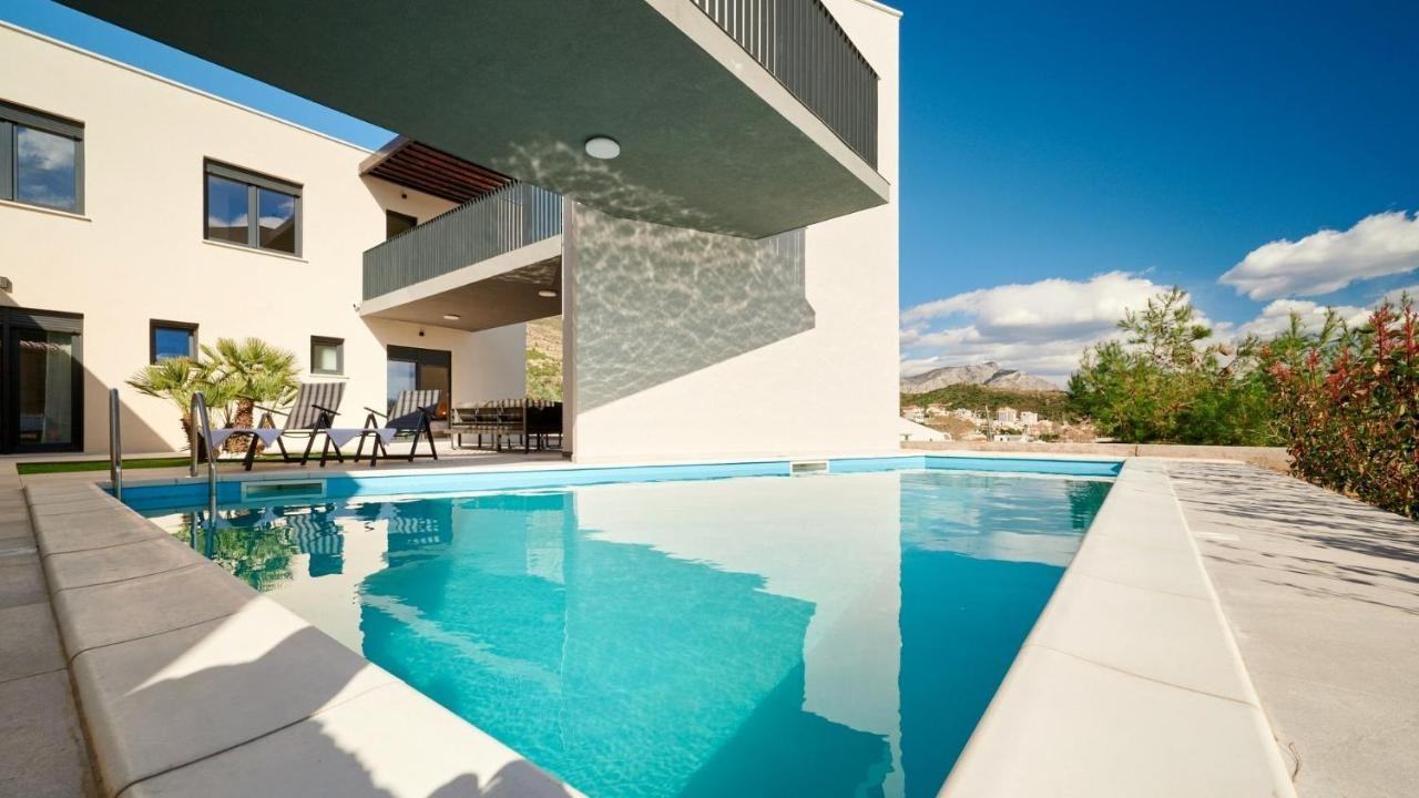 Unikatna oaza elegancije , Mali Rat, Omiš (prodaja)