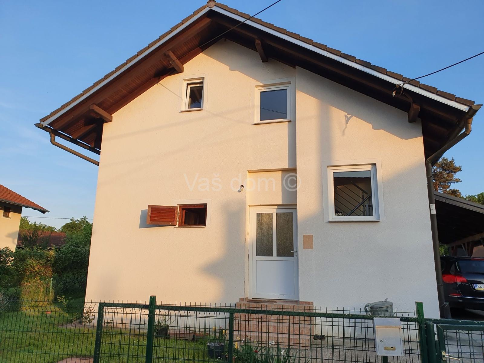 Useljiva katnica 200 m od rijeke Kupe (prodaja)