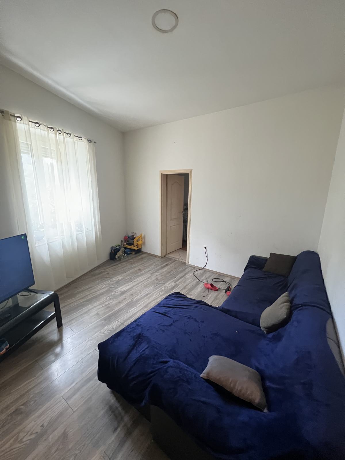 VERUDA!!! KOMFORAN STAN!!! (prodaja)