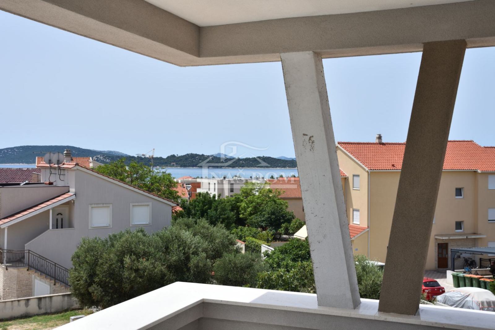 Vodice - TOP LOKACIJA, Stan S5 na prvom katu, pogled na more (prodaja)