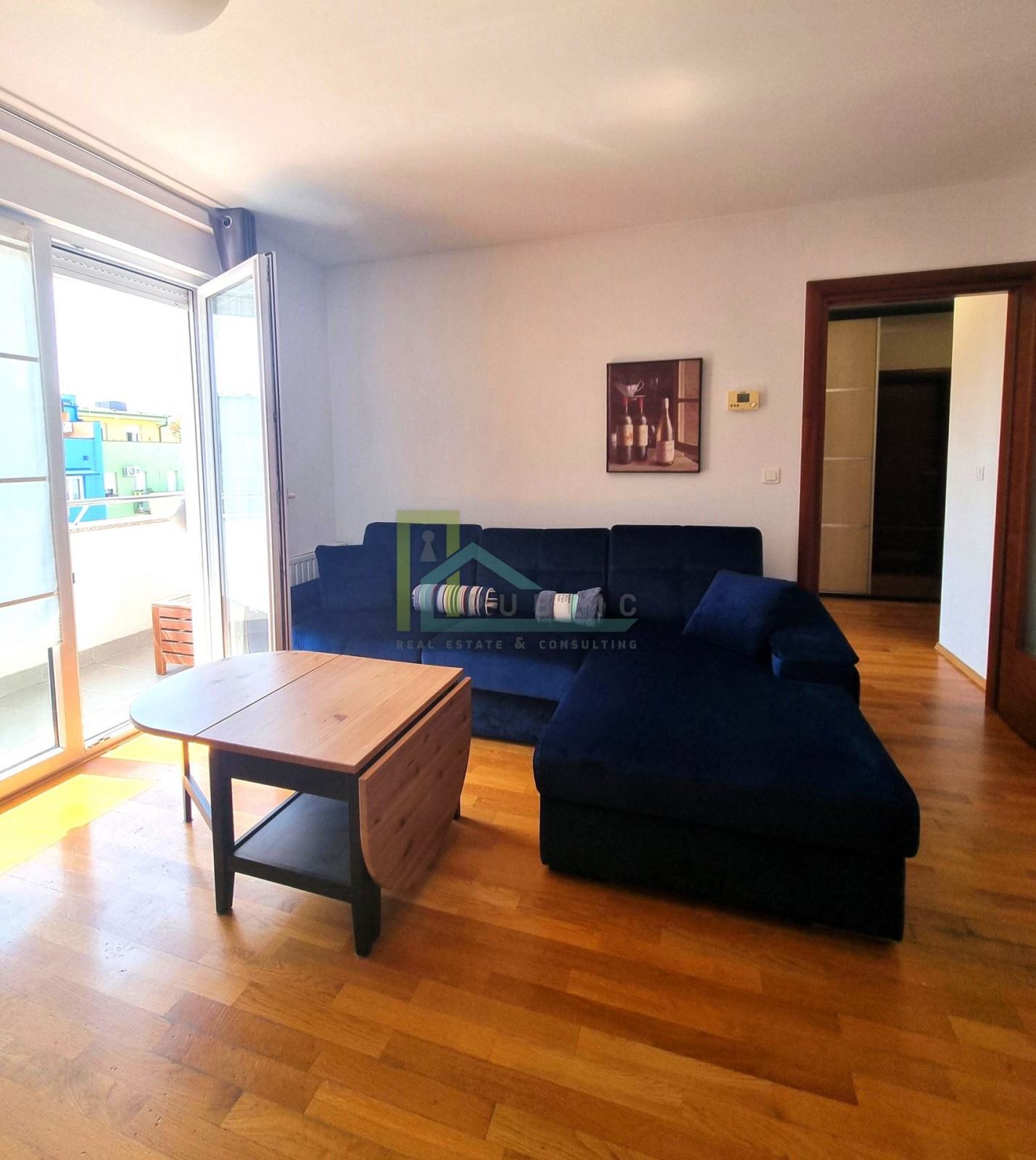VRAPČE 44 m2 (prekrasan 2soban stan + garaža) (iznajmljivanje)