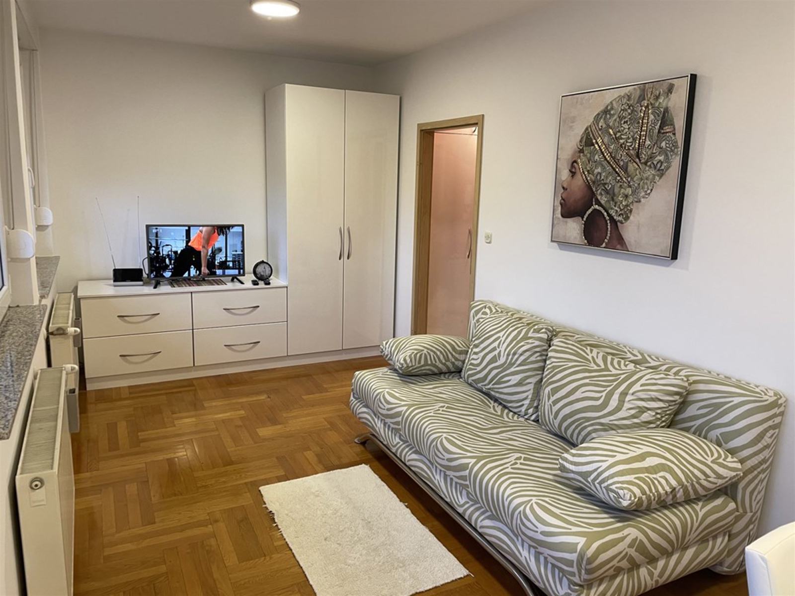 VRBANI, JEDNOSOBAN STAN 35 m2, novogradnja + PARKING (iznajmljivanje)