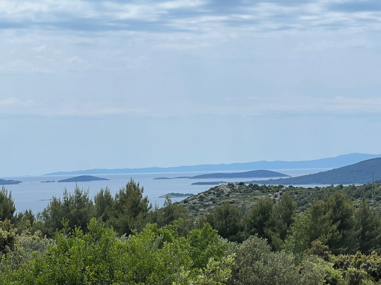 Vrsine, Marina -KUĆA U OAZI MIRA I PRIRODE S POGLEDOM NA MORE (prodaja)