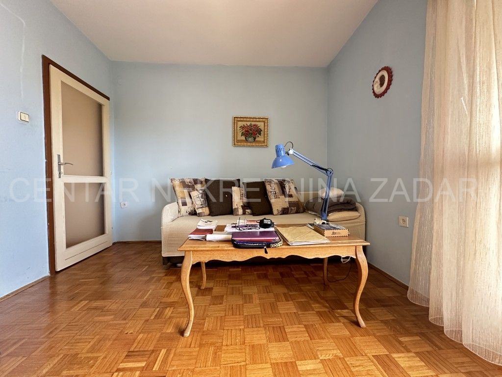 Zadar, Bulevar, dvosoban stan s lođom - 64 m2 (prodaja)