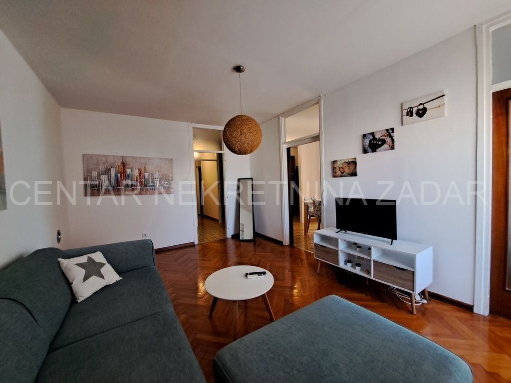 Zadar, Bulevar, komforan trosoban stan - 87 m2 (prodaja)