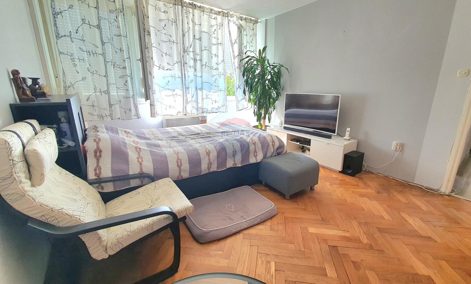 Zagreb, Klaka dvosoban stan 55 m2 , odlična lokacija (prodaja)