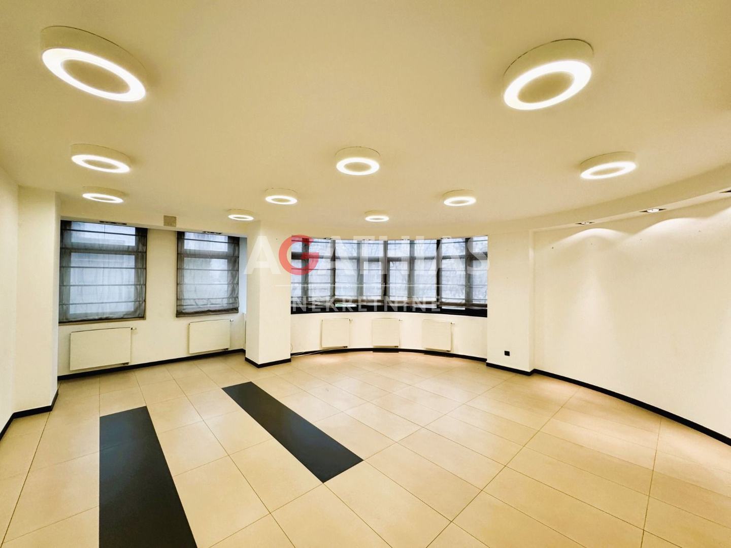 Zagreb, Trešnjevka, prostran i moderan ured od 320 m² (iznajmljivanje)