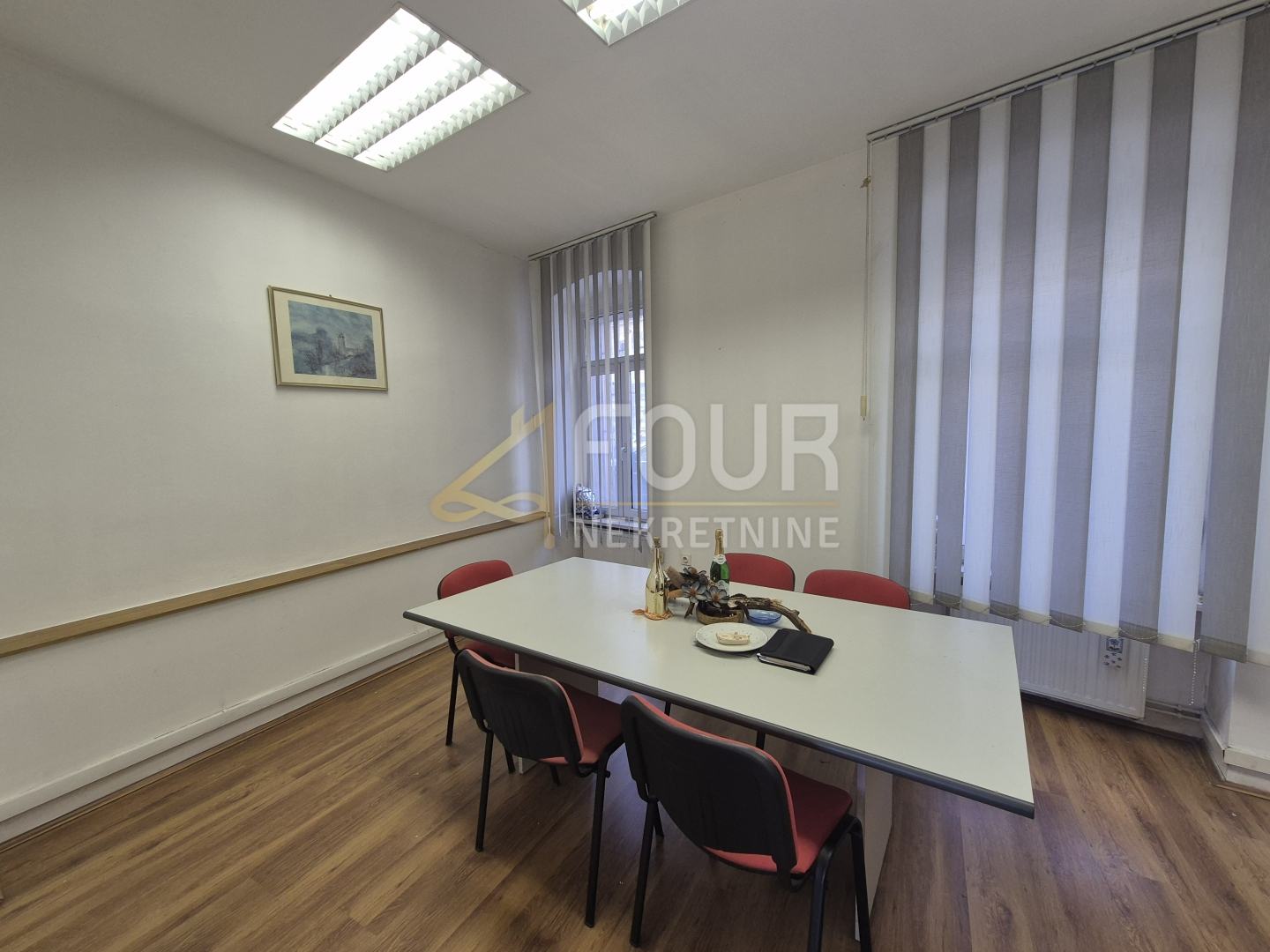 Zakup, Rijeka, Mlaka, poslovni prostor - ured, 53.64m2 (iznajmljivanje)