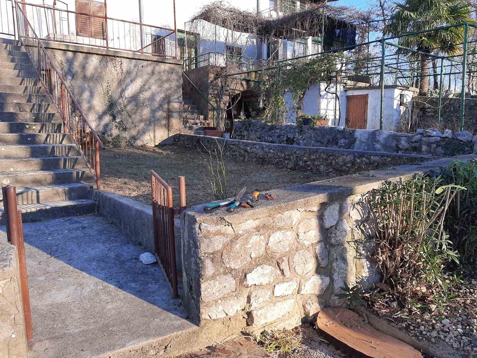 ŽUPANJE, OTOK KRK, Stara kuca 40 m2 (prodaja)