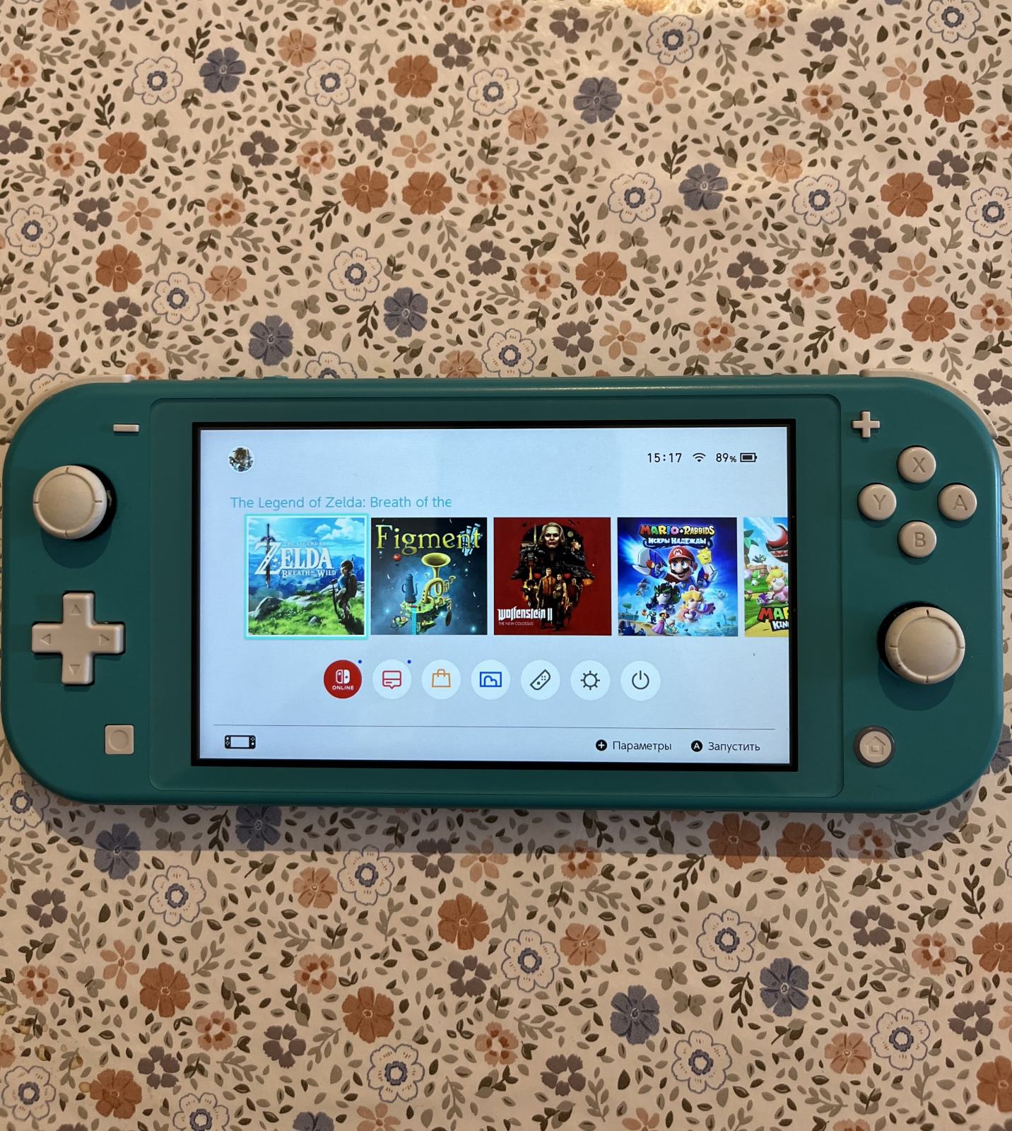 Nintendo Switch Lite + account s igrama