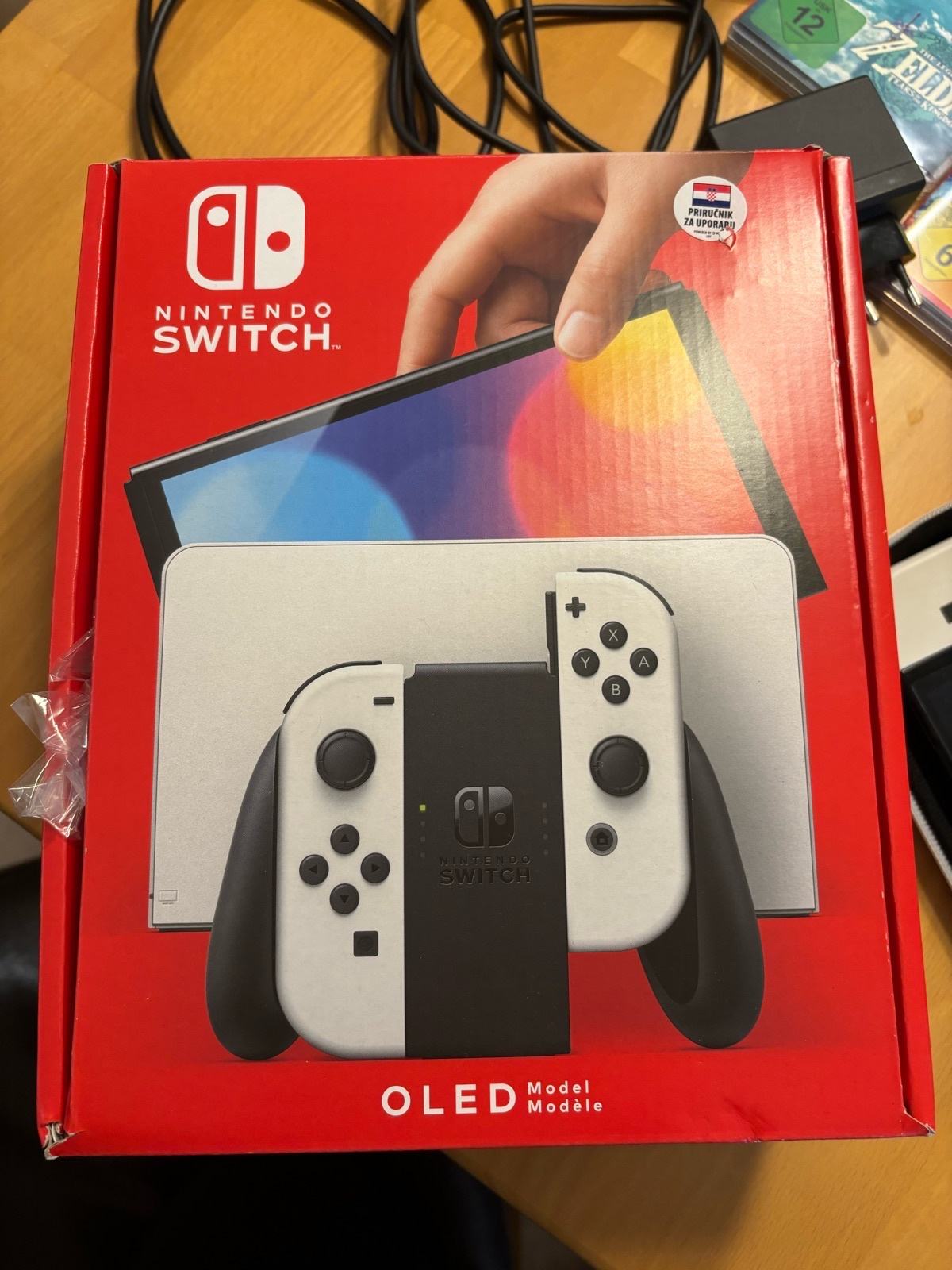 Nintendo Switch OLED, igrice, i dodatna oprema