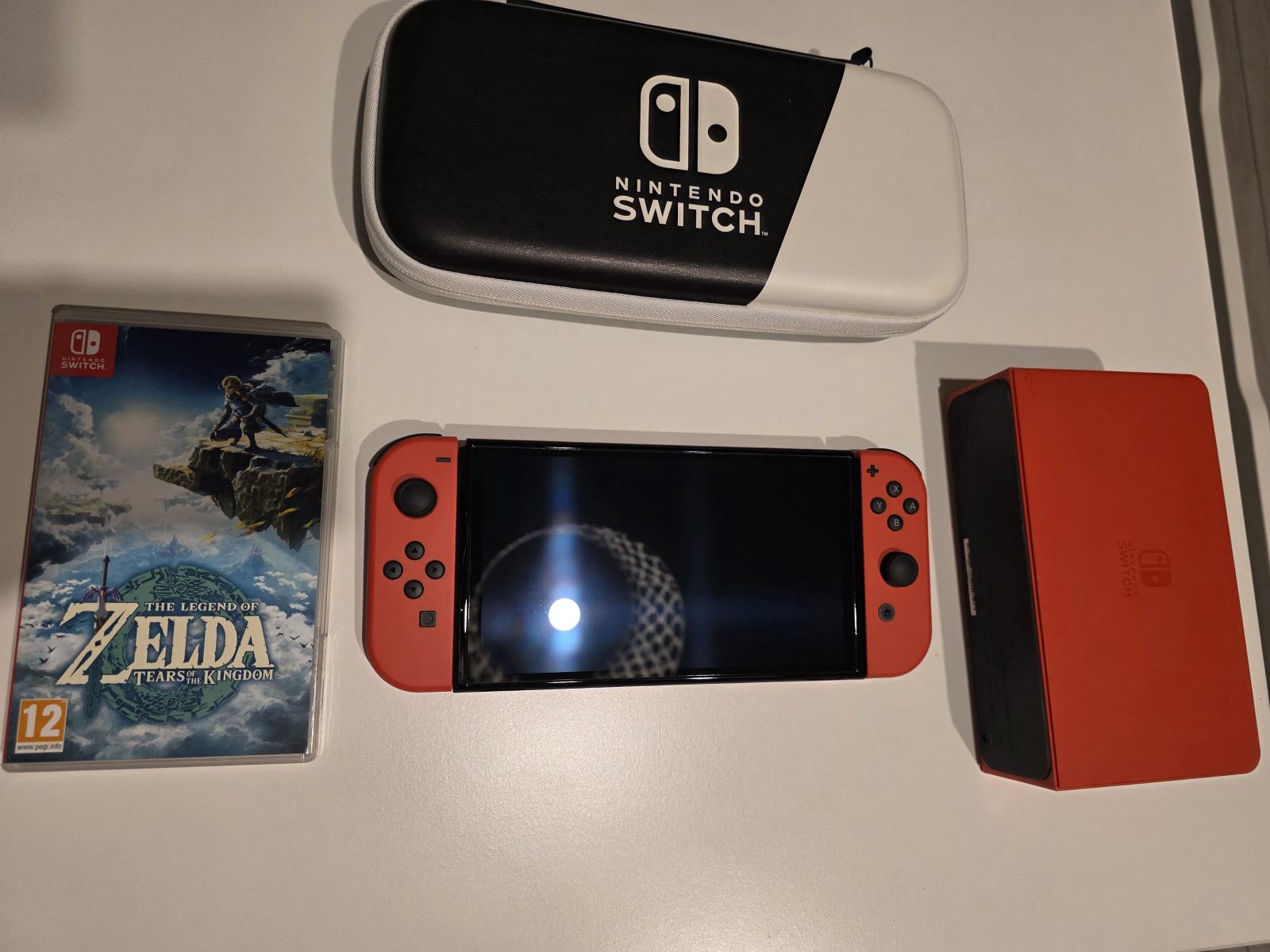 Nintendo Switch OLED Mario Red Edition + Zelda TOTK